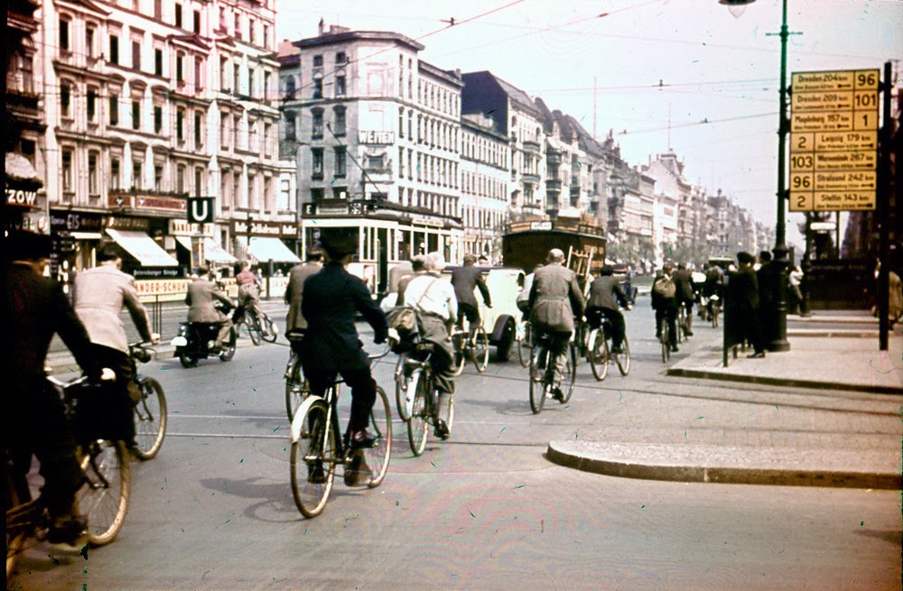 Amazing Color Photos of Berlin in 1937 ~ Vintage Everyday
