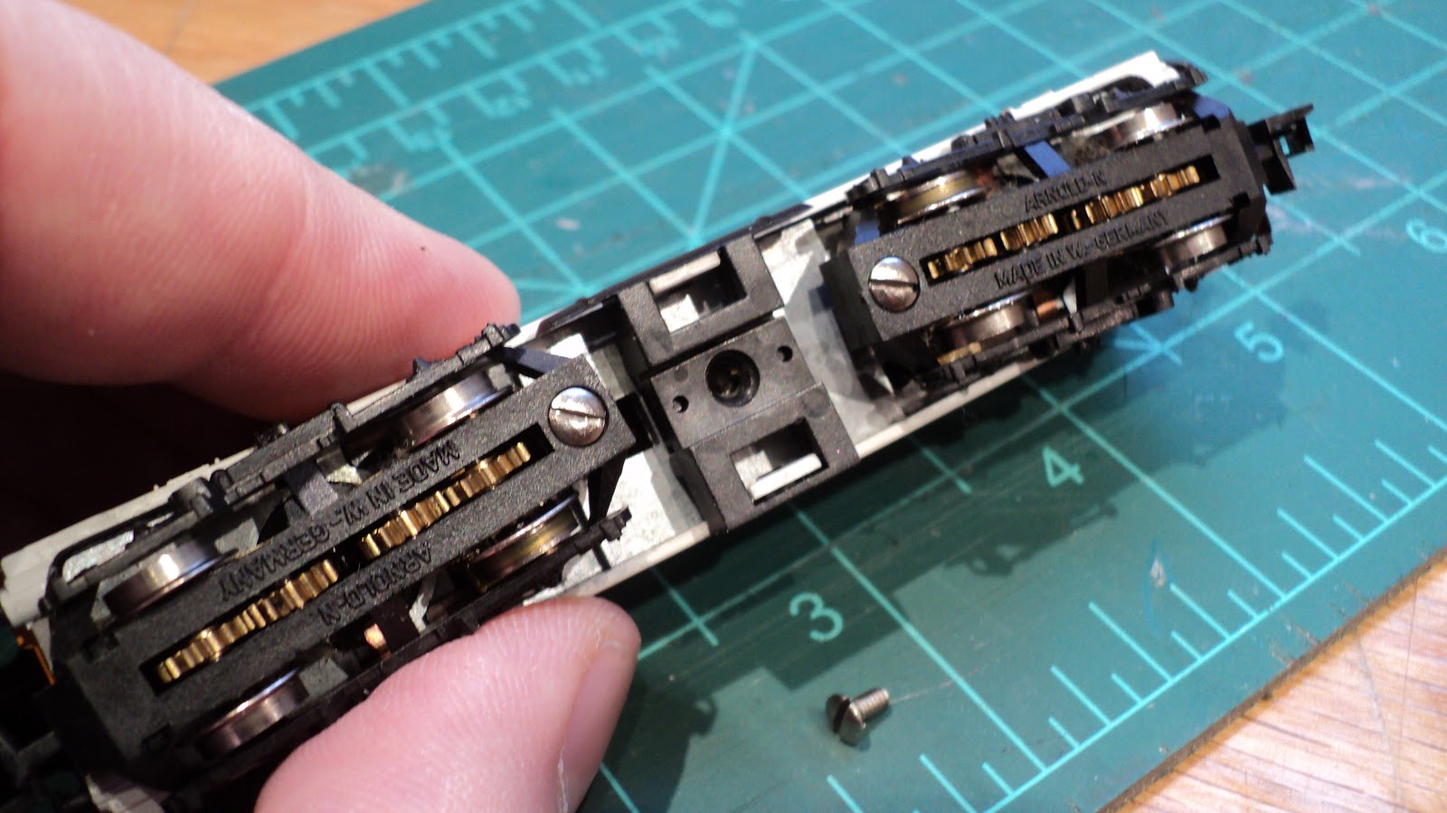 quinntopia - An N Scale blog: 2012