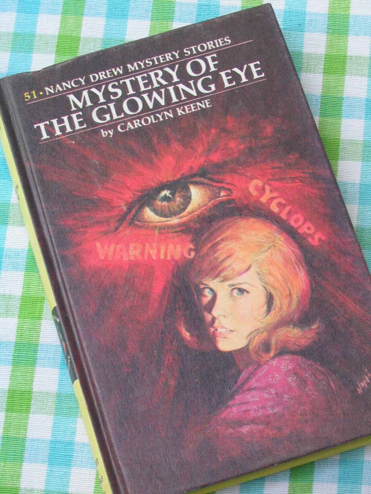 The Vintage Read: Vintage Nancy Drew!