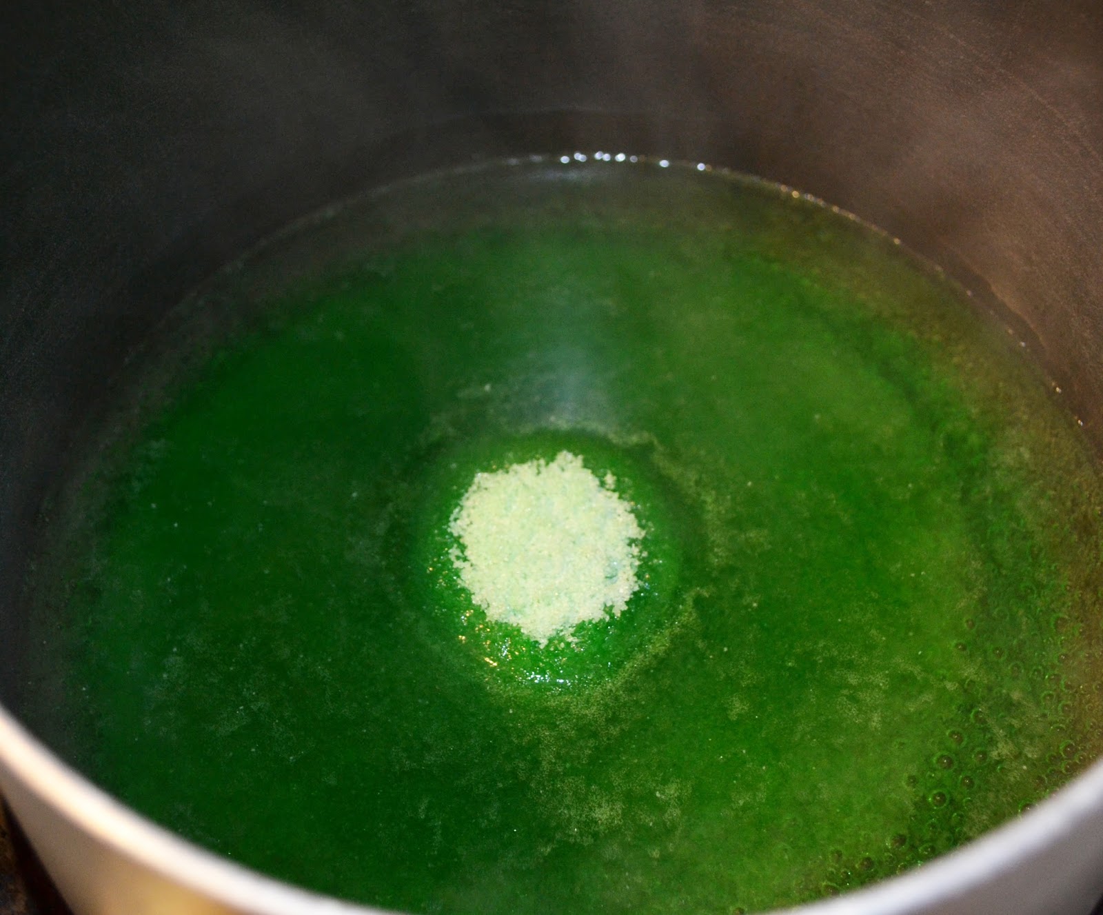 Let's Make Stone Soup: Bug Pie a summer time any time favorite