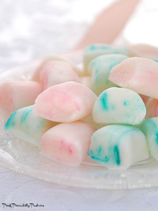 Pink Piccadilly Pastries: Swirly Buttery Melty Mints