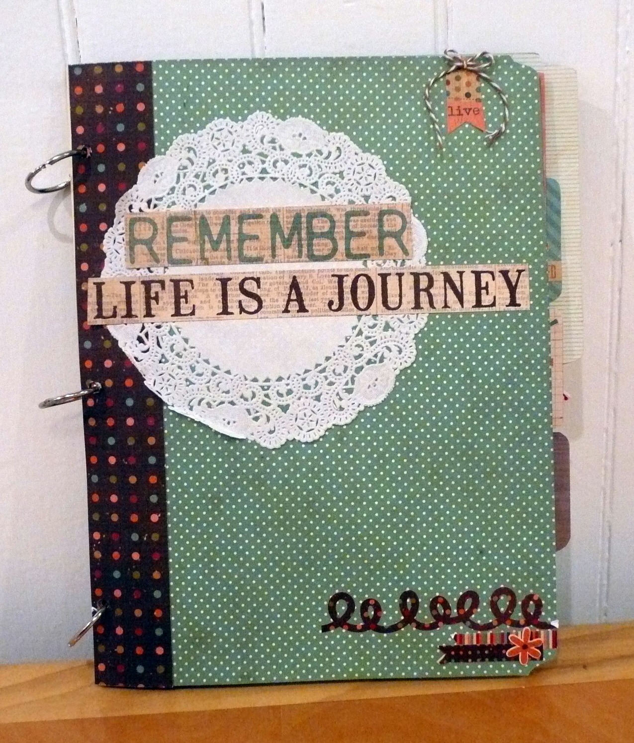 Paper! Paper!: File Folder Album