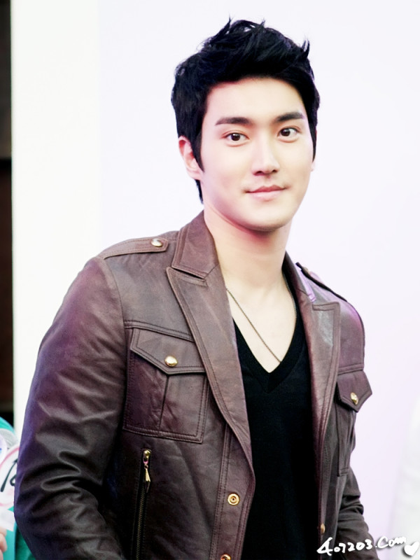 SUPER JUNIOR SIWON