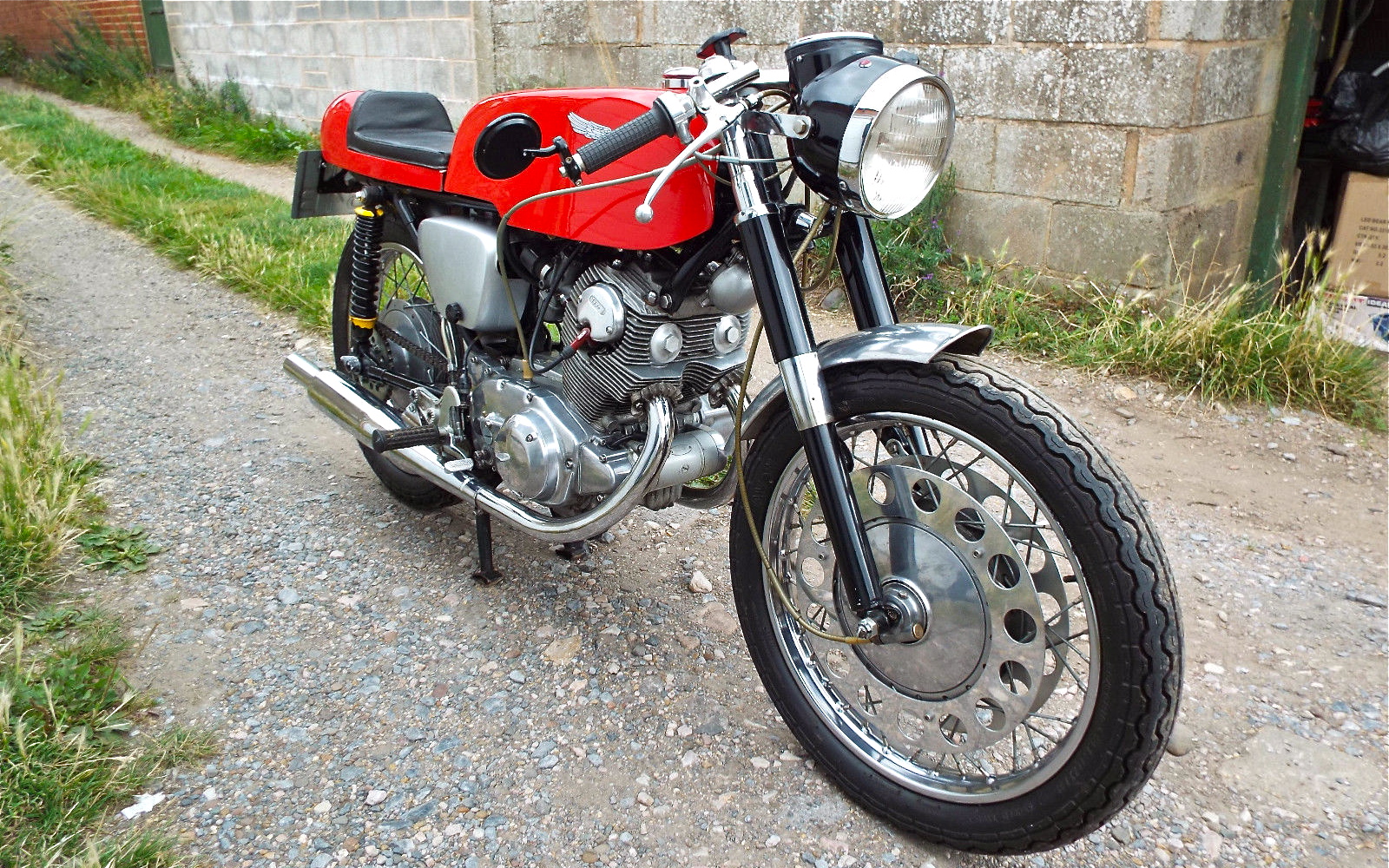 CB77 Racer - Inazuma café racer