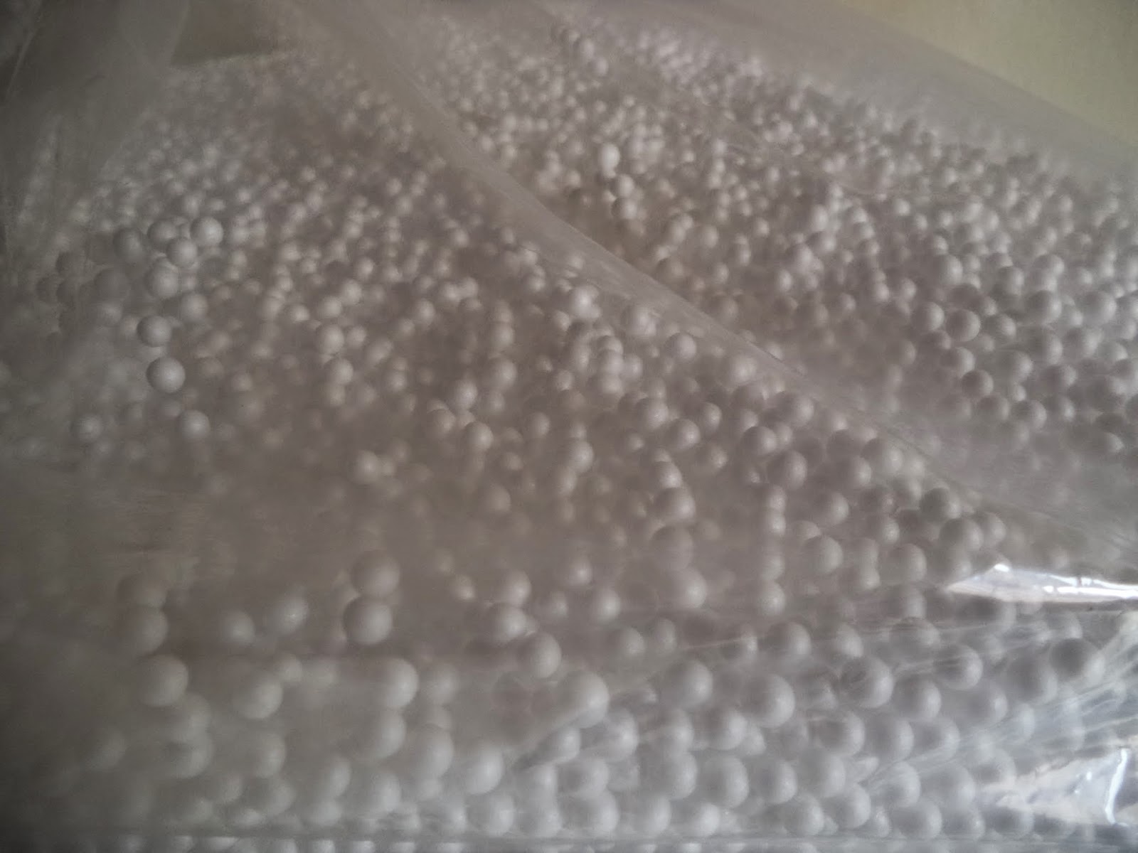 FLYTURE LINK -002145313-H: POLYSTYRENE BEADS