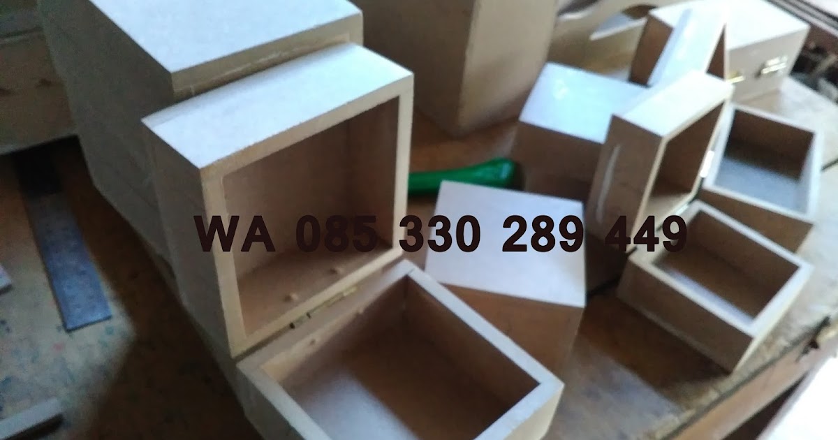 Kerajinan Souvenir Dari Kayu Limbah: Contoh Kotak Box Kayu Perhiasan ...