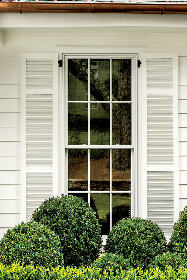 Rediscover The Charm of a Colonial Cottage {Decor Inspiration} | Cool ...