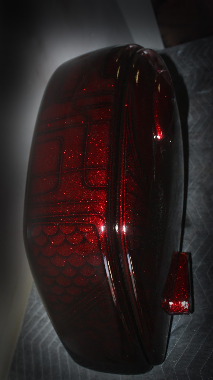 Online Motorcycle Paint Shop: Candy red metal flake on black