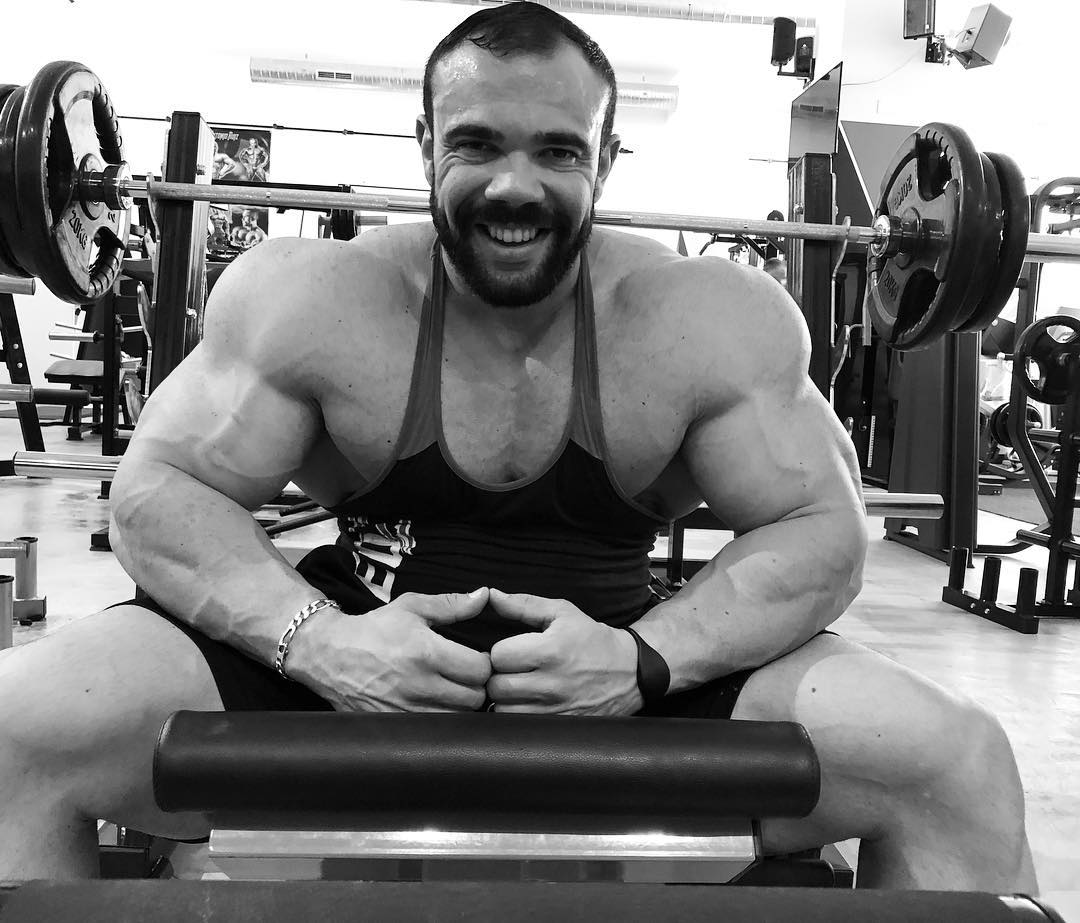 Muscle Lover: French IFBB Elite Pro bodybuilder Gregory Bellot