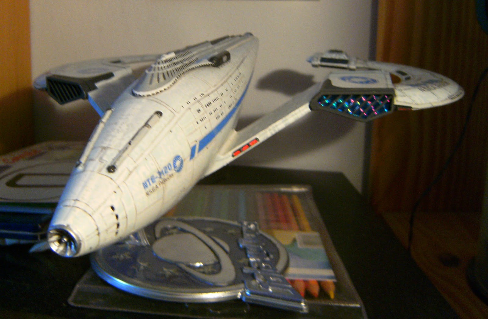 Happyscale-Modellbau: N.S.E.A. Protector (Galaxy Quest) - Pegasus Model ...