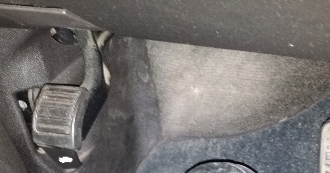 LESTER GIBBONS: E-Boots - The Bouncer