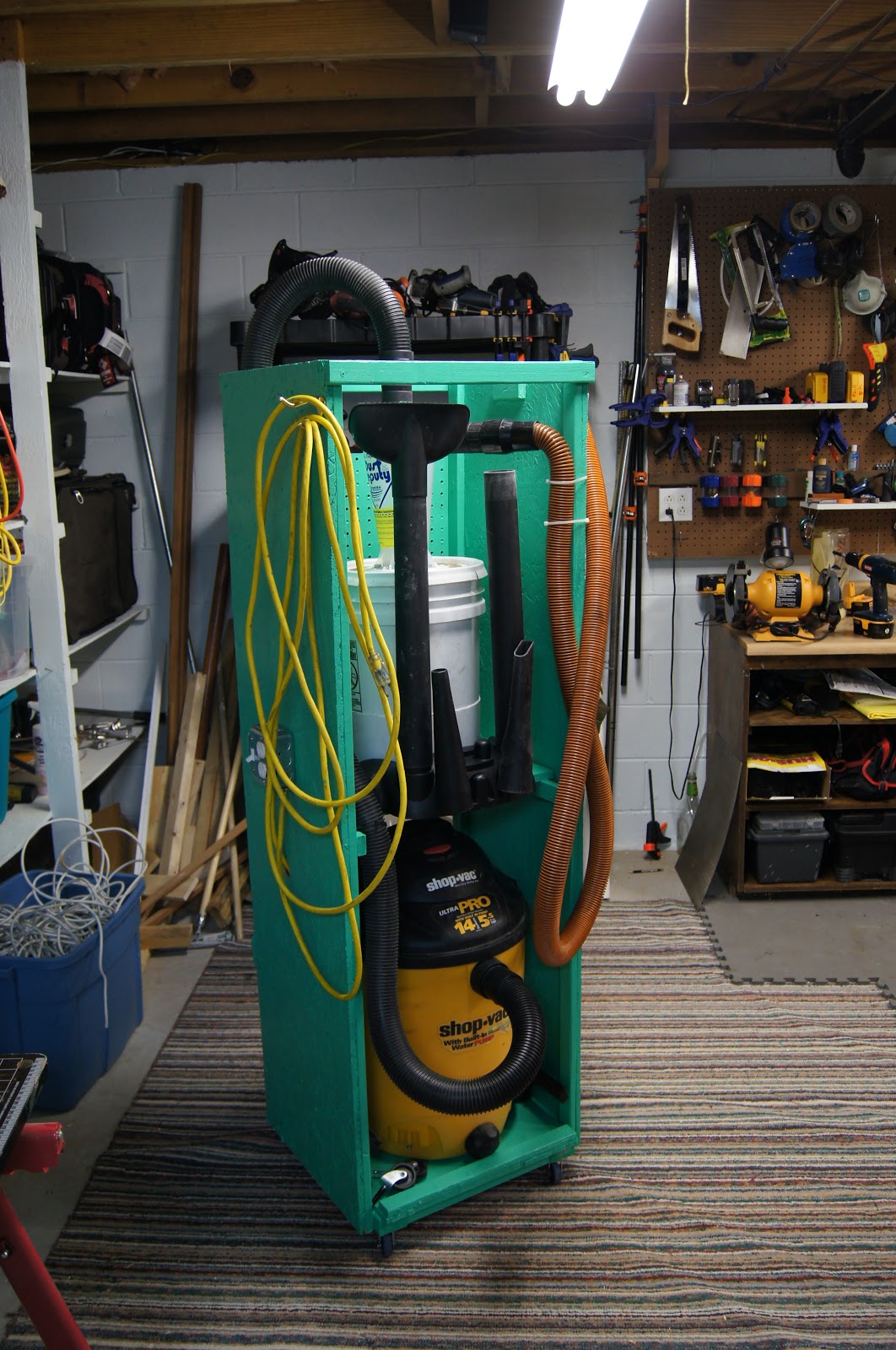 Lilly's Crazy Home Woodshop: Shop-Vac Stand with Cyclone Filter