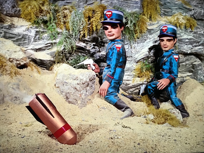 MUSINGS OF A SCI-FI FANATIC: Thunderbirds S1 E10: Martian Invasion