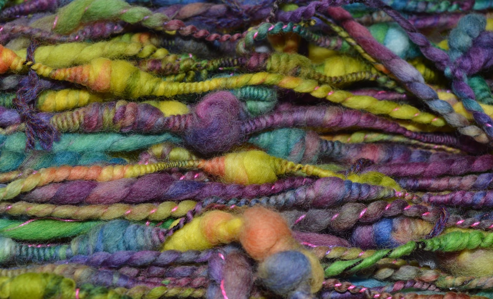 Design Dye Beam Weave: New hand-spun yarns