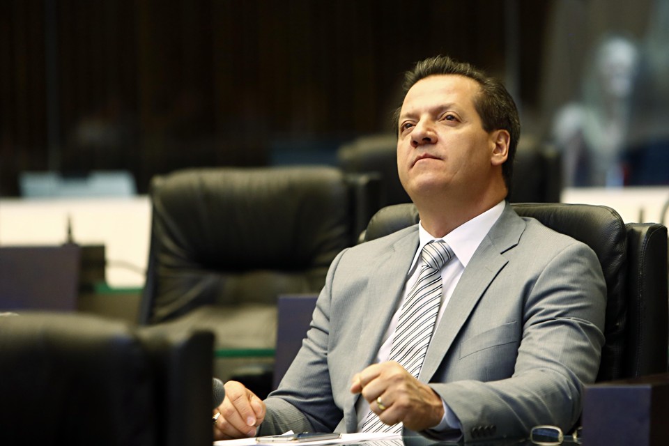 Olho Aberto Paraná: Escândalo na Assembléia Paraná - Ex-funcionária diz ...