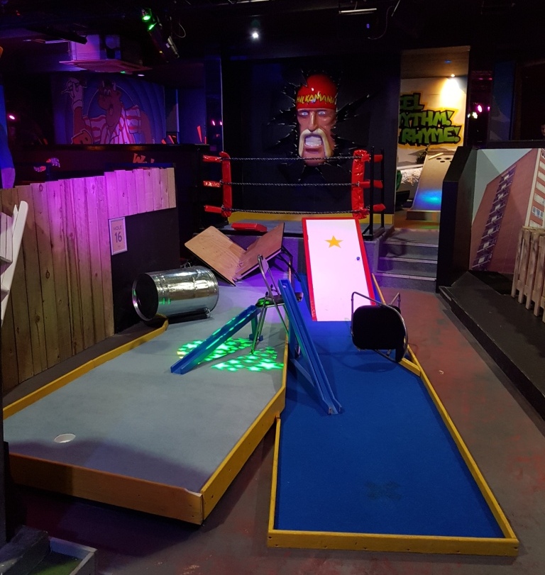 The Ham and Egger Files: Teezers Retro Golf course in Coventry