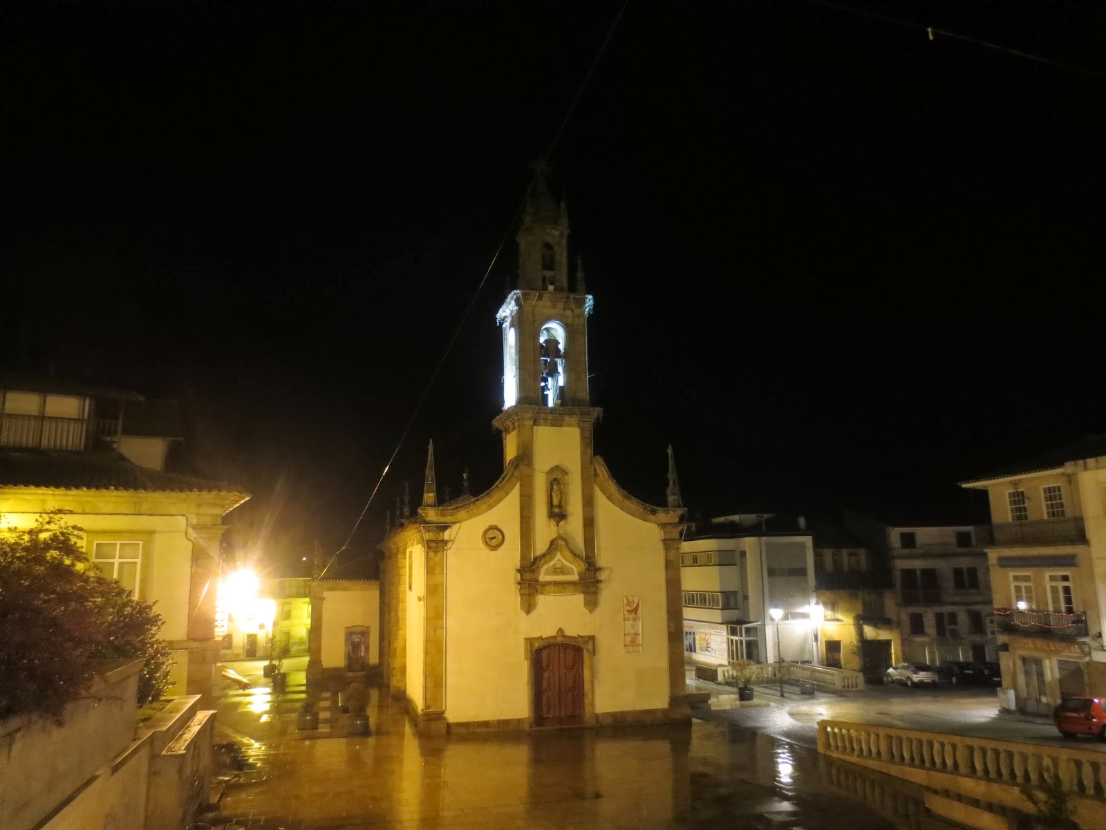 Retratos de Valpaços: Valpaços, Igreja Matriz e Casa do Arco