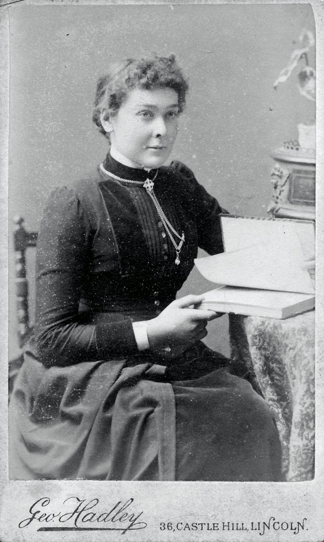 50 Classic Portraits of Pretty Victorian Ladies ~ Vintage Everyday