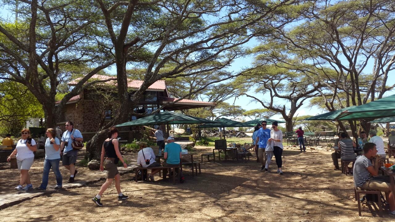 CHRISTMASS FESTIVAL AT NAABI GATE- SERENGETI NATIONAL PARK ~ Ukarimu ...
