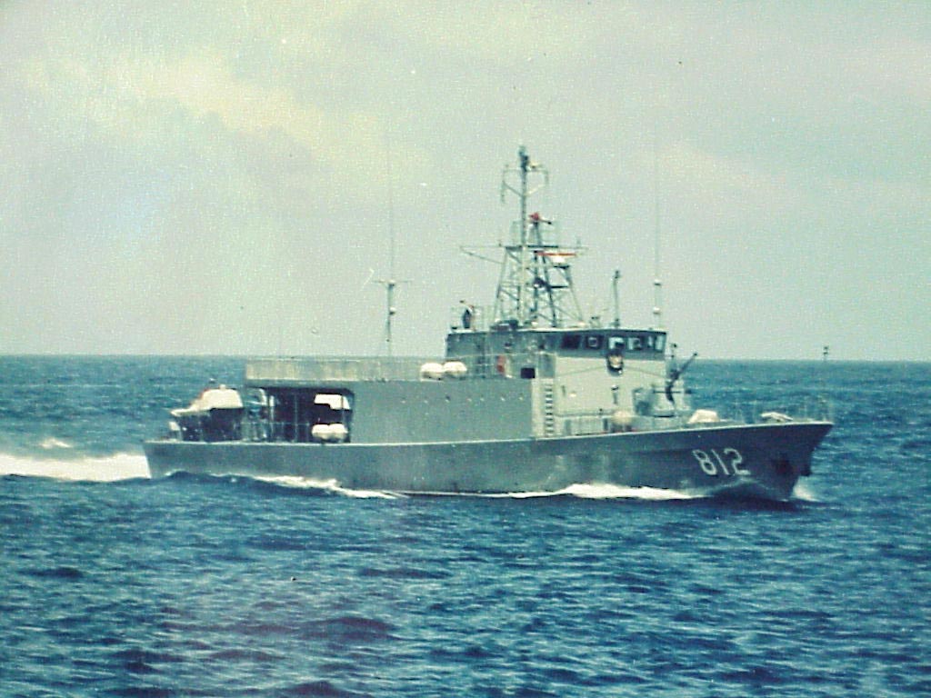 Garuda Militer: ★ FPB-57