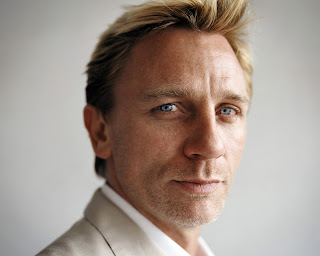 Image Ocean: DANIEL CRAIG