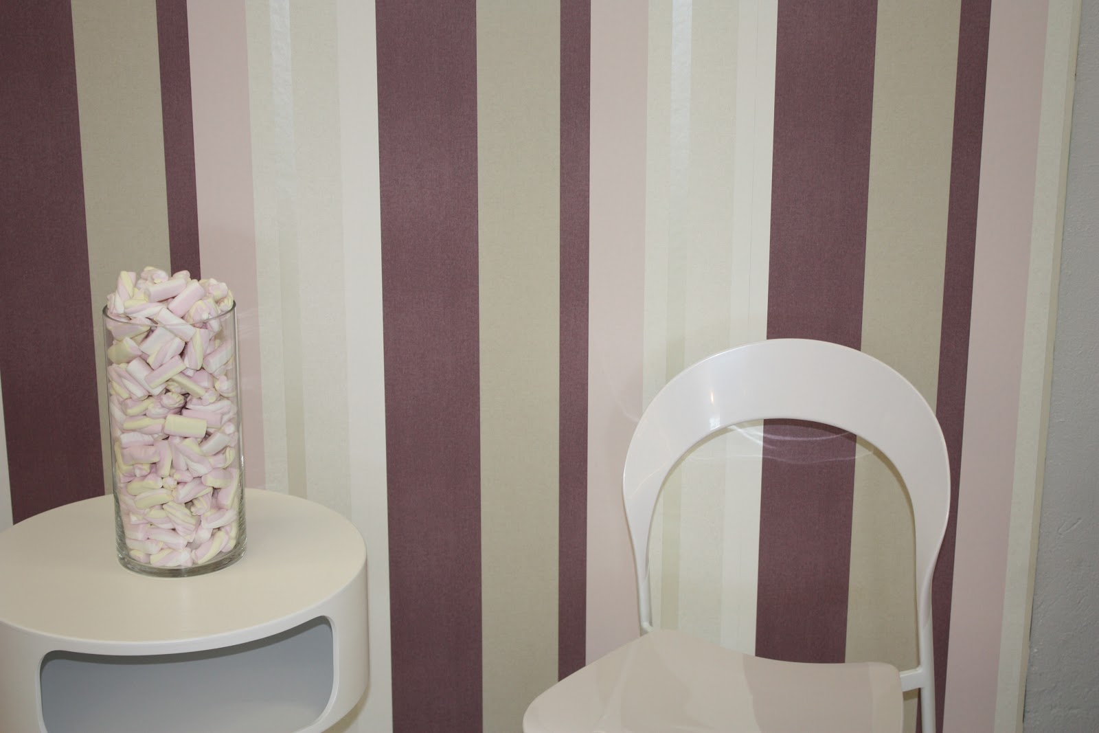 Colorama Stockholmsvägen Mariestad: Tapeter och broschyrer