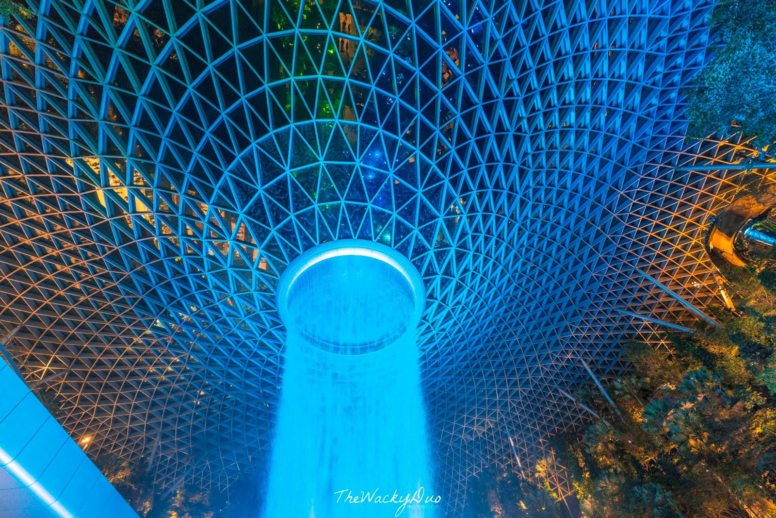 Rain Vortex Light Show @ Jewel Changi Airport : 5 Important Tips ...