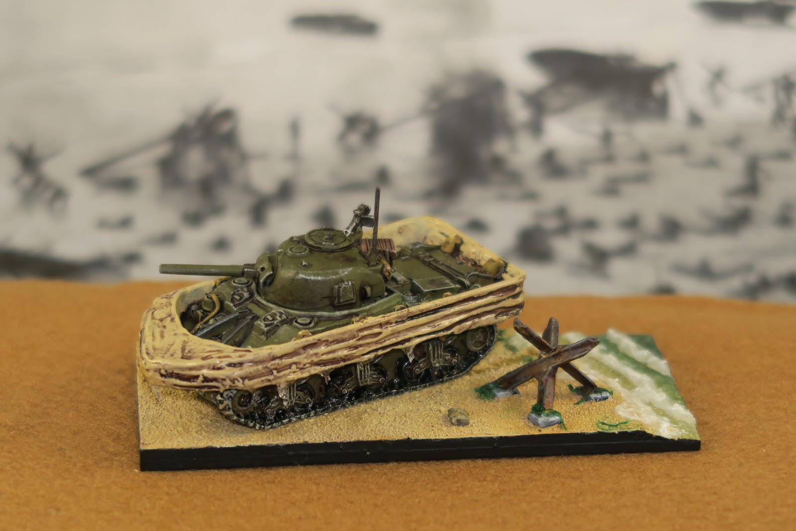 BigLee's 'Miniature Adventures': Sherman DD Tank - Water Feature