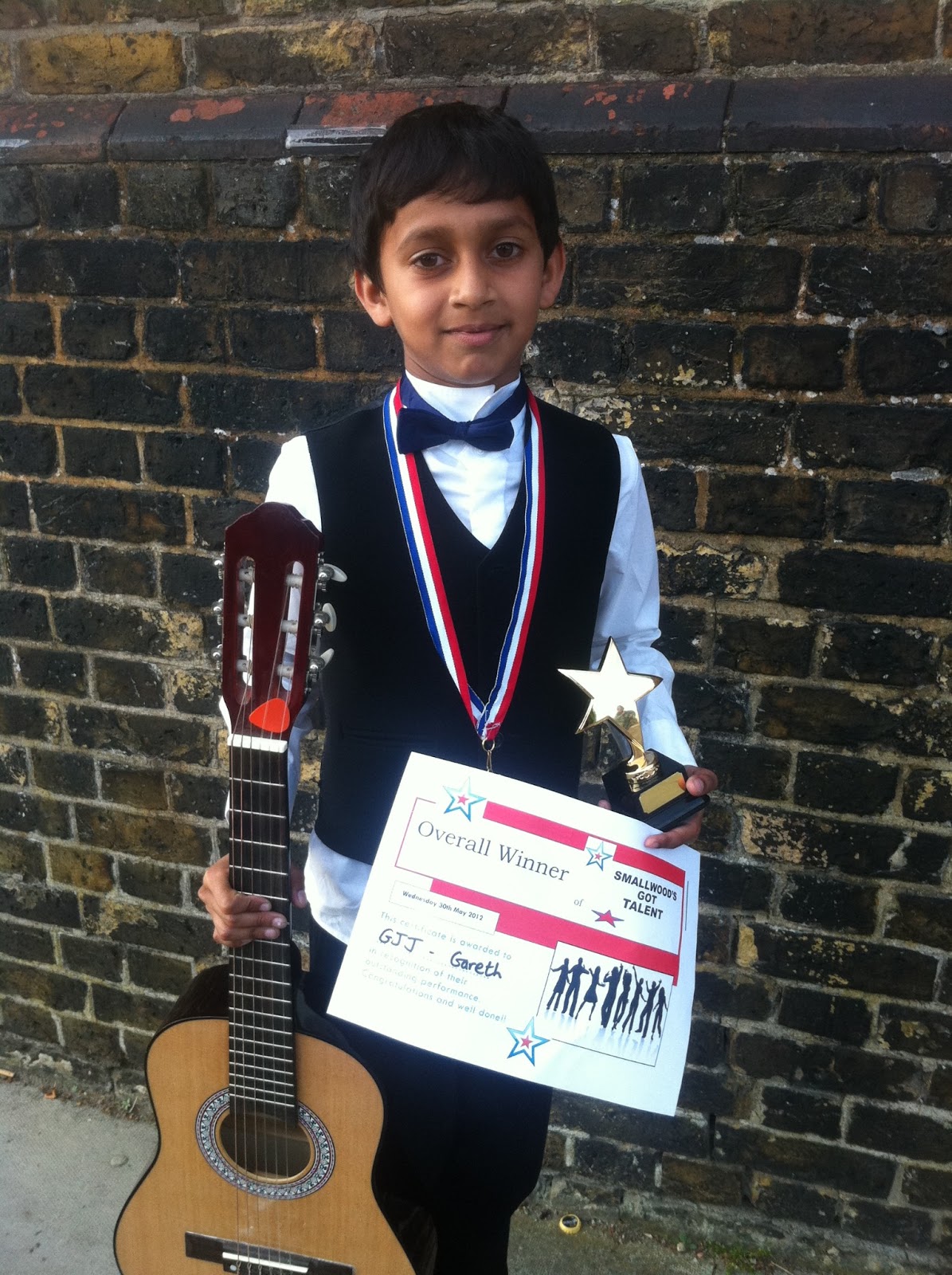 Gareth Joseph Joao Entertains