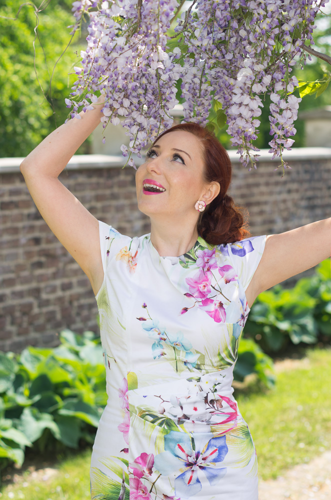 Elegant 40: DIY Flower Dress