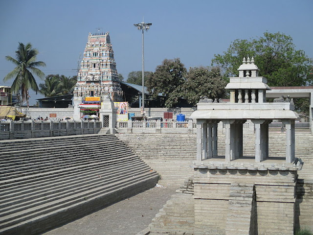 Tamilnadu Tourism: Vedapureeswarar Temple, Thiruverkadu, Thiruvallur