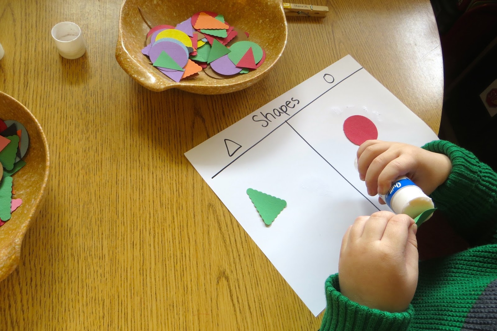 Ms. Sara's Preschool Blog: Learning Station - Shape Sort - Toddlers