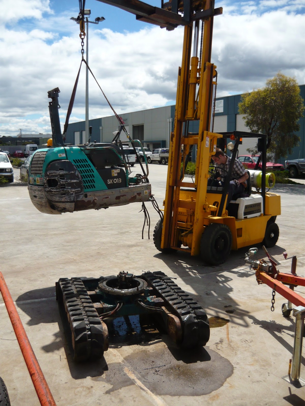 CHRISTIE PACIFIC CASE HISTORY: KOBELCO SLEW RING / BEARING ...