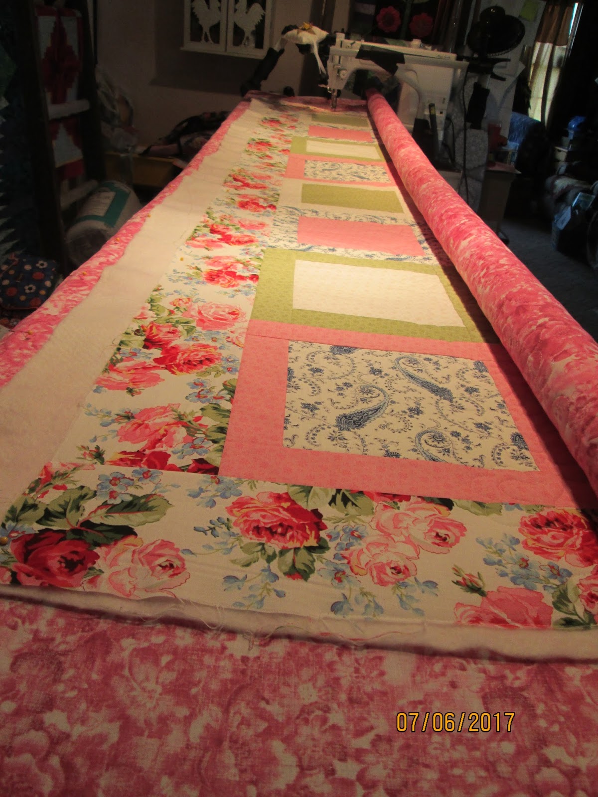 Cindy Quilts: July 2017