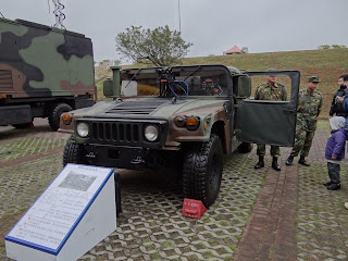 Blair's 軍事,警察及消防攝影: M56 Coyote Smoke Generator 土狼式渦輪發煙車