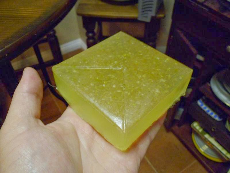 Naturally Scented Garlic Soap | Greens and Machines