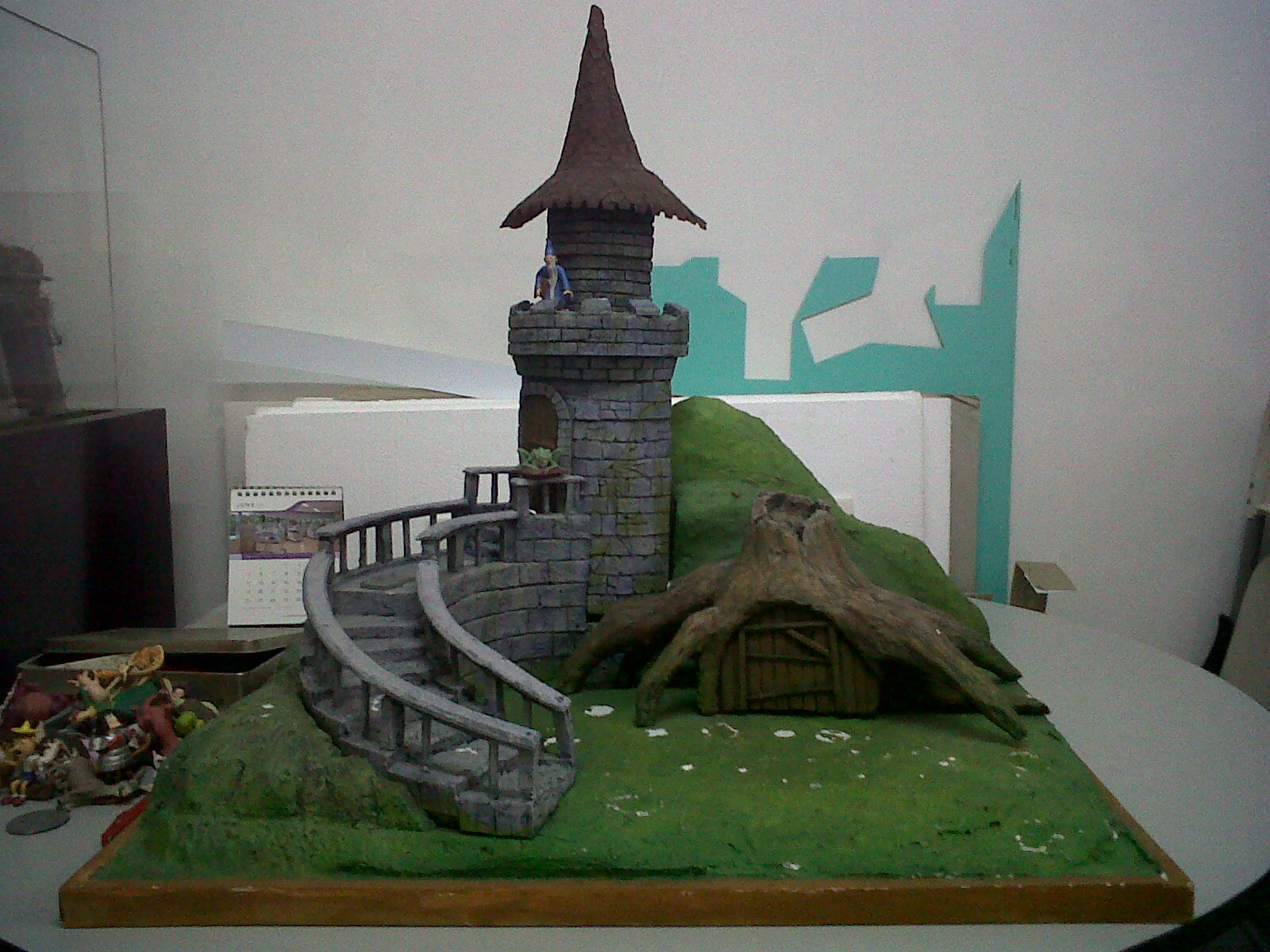 DIOKING: SHREK make over diorama project part II