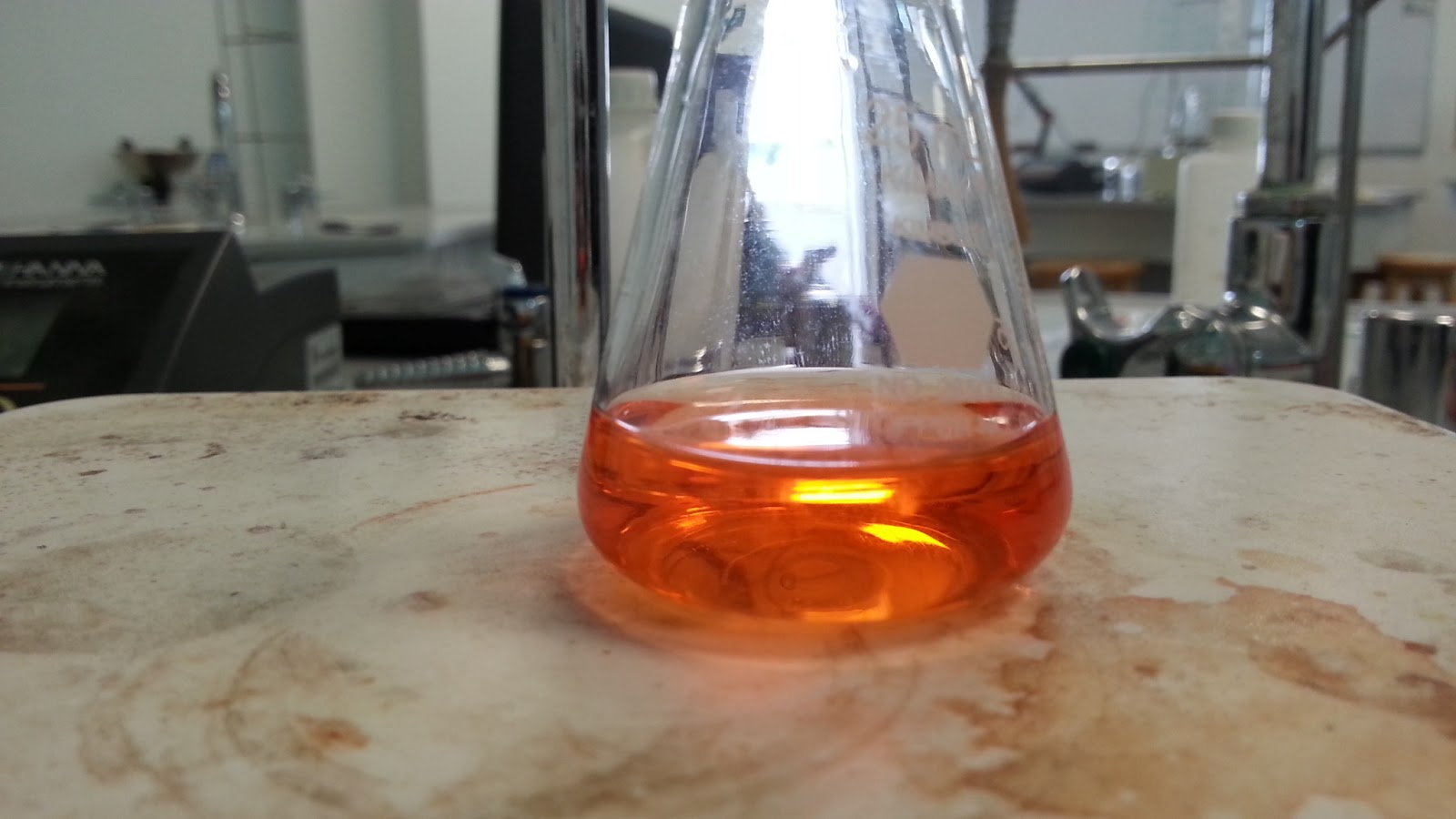 Entre probetas y buretas : Práctica 5. Alcalinidad. 12/02/2016