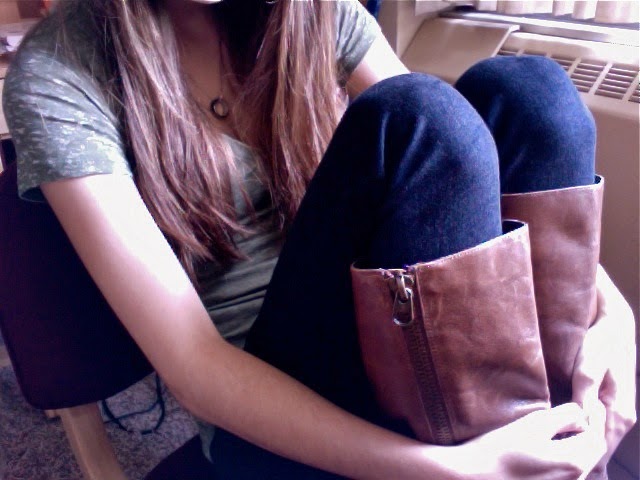 It's Officially Acceptable to Wear Boots - Robin Kramer Writes