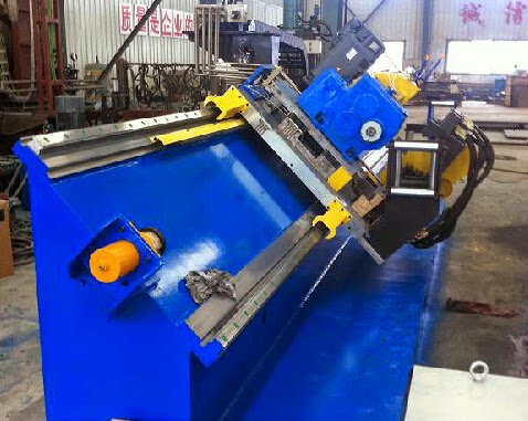 saw and grinding: Cold flying saw.