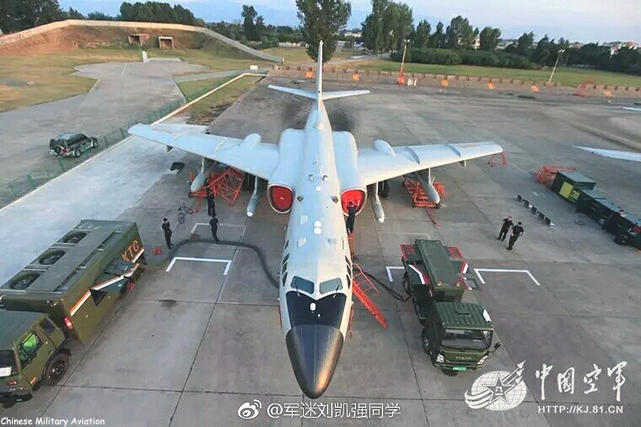 El Club del Tupolev Tu-16 Badger y el Xian H-6 | Zona Militar