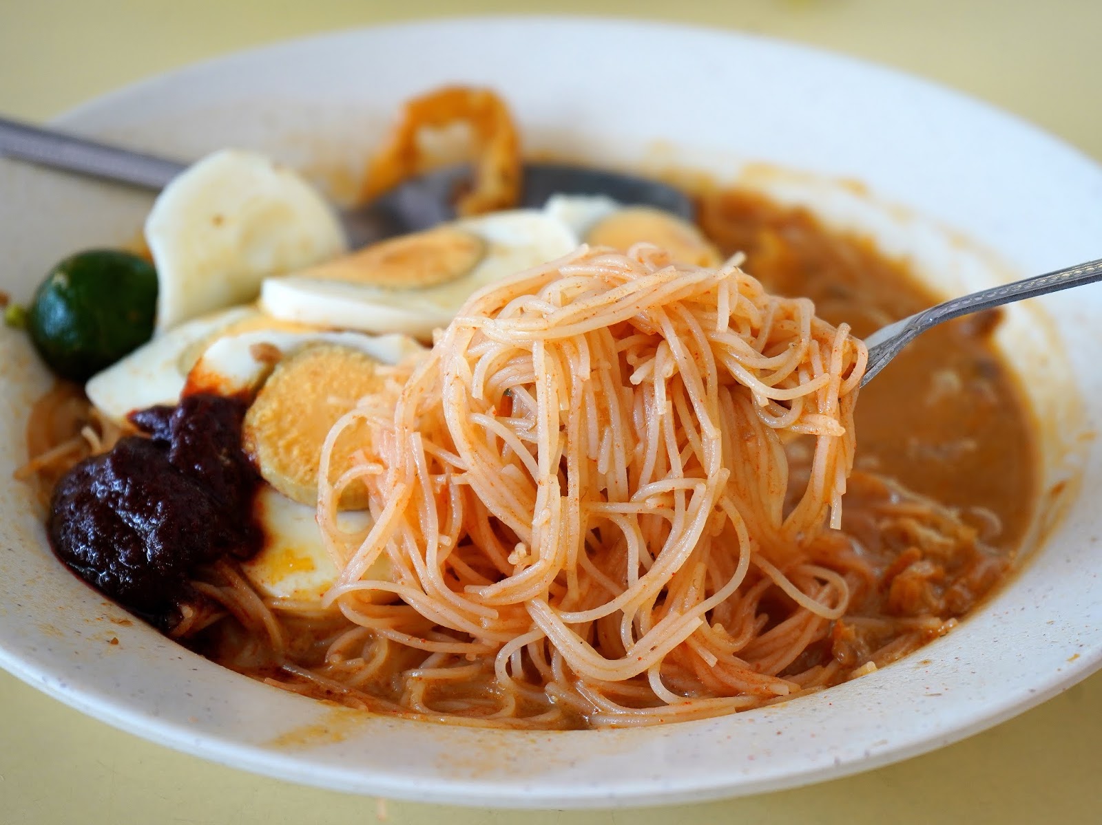 Kwai Luck Mee Siam @ Chong Boon Market. 40 Years Perfecting 1 Dish ...