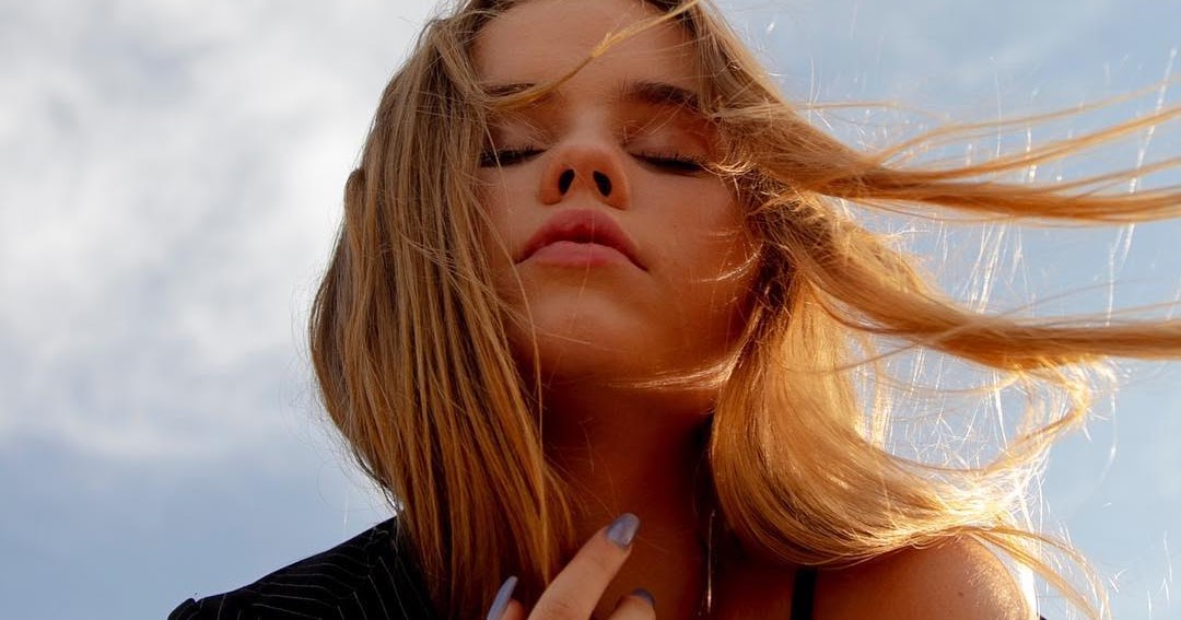 Starlet Arcade: Lexee Smith