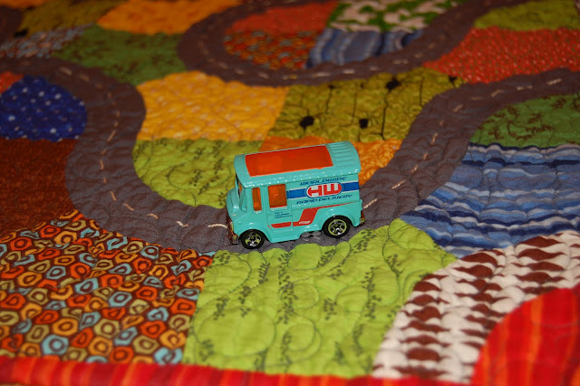 Creatively Em: Racetrack Quilt