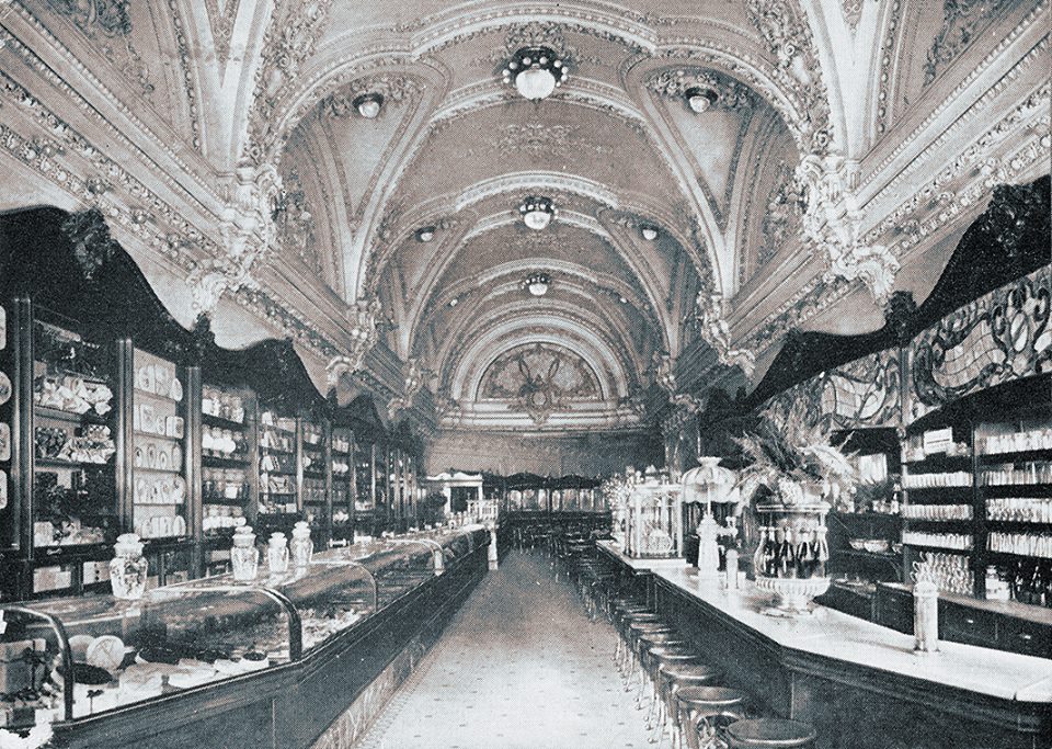 The Most Beautiful Candy Store in the World!