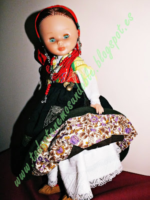 El vestir tradicional burgalés en miniatura: 16.- Indumentaria ...