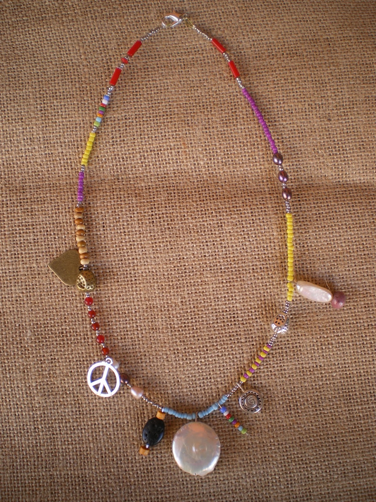 FUN FUN : MAS DISEÑOS DE LA COLECCIÓN COLLARES OYA IANSA FUN FUN