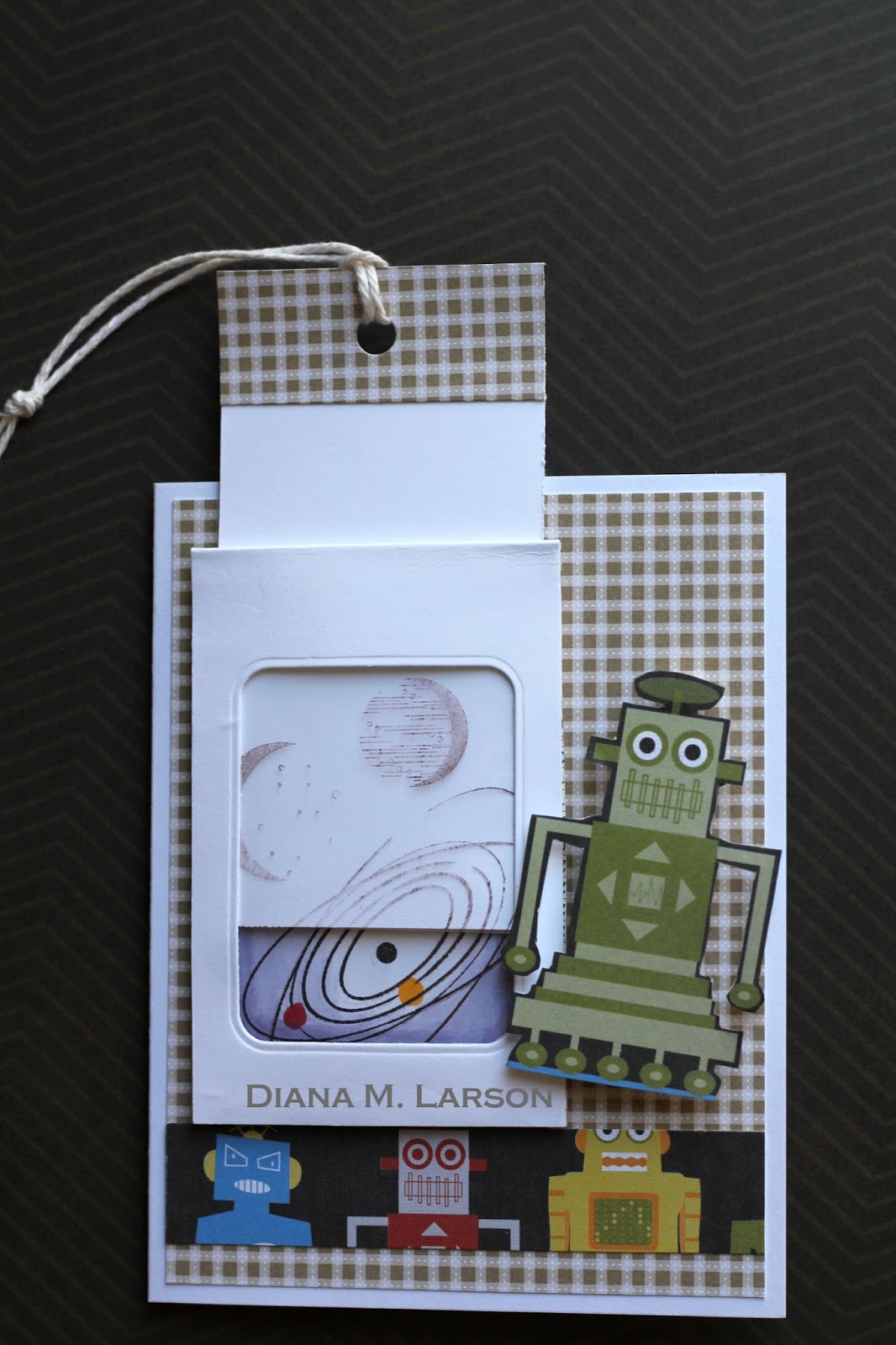 DL.ART : Out of this World - slider card