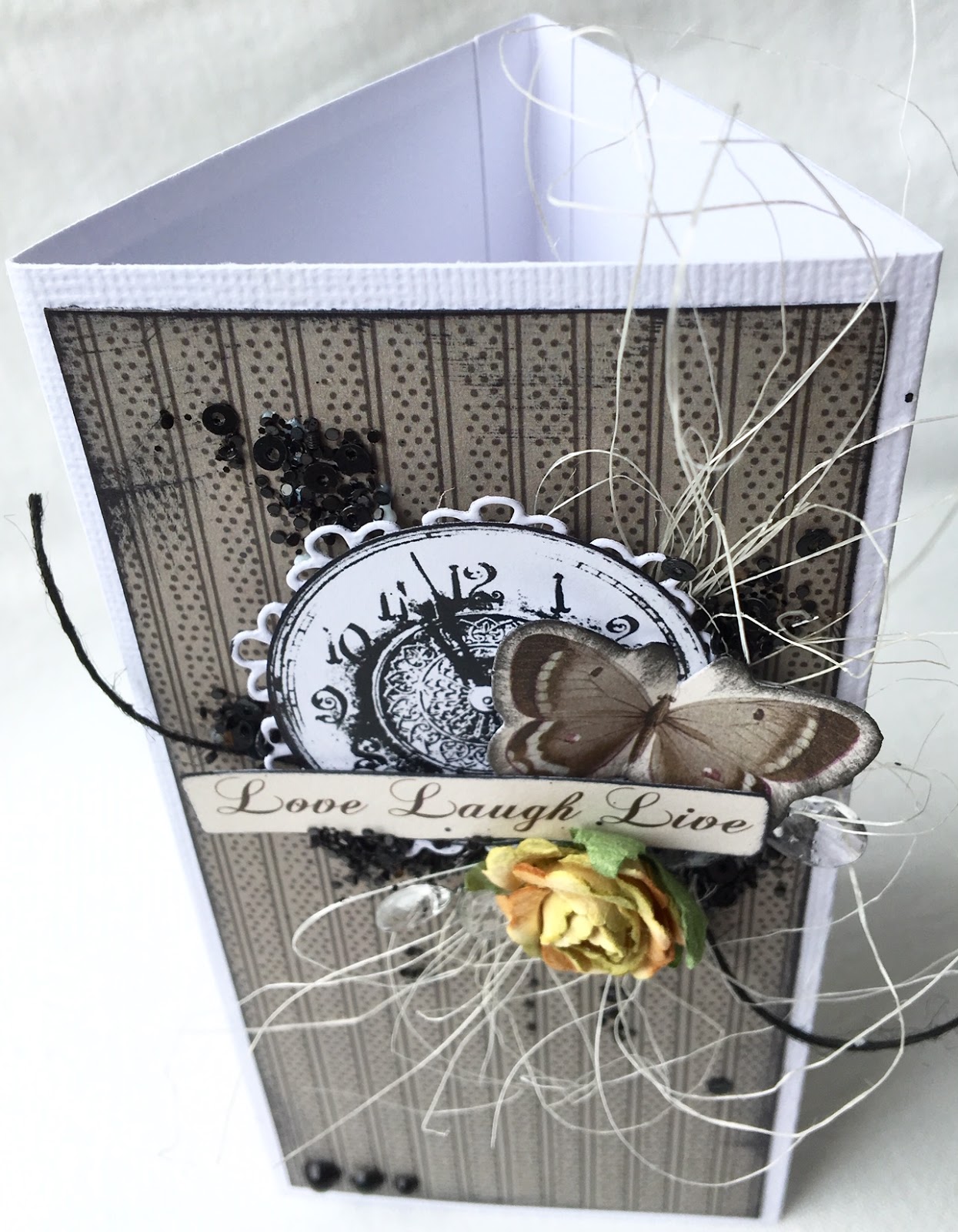 Triangular Card with Michelle - Couture Creations