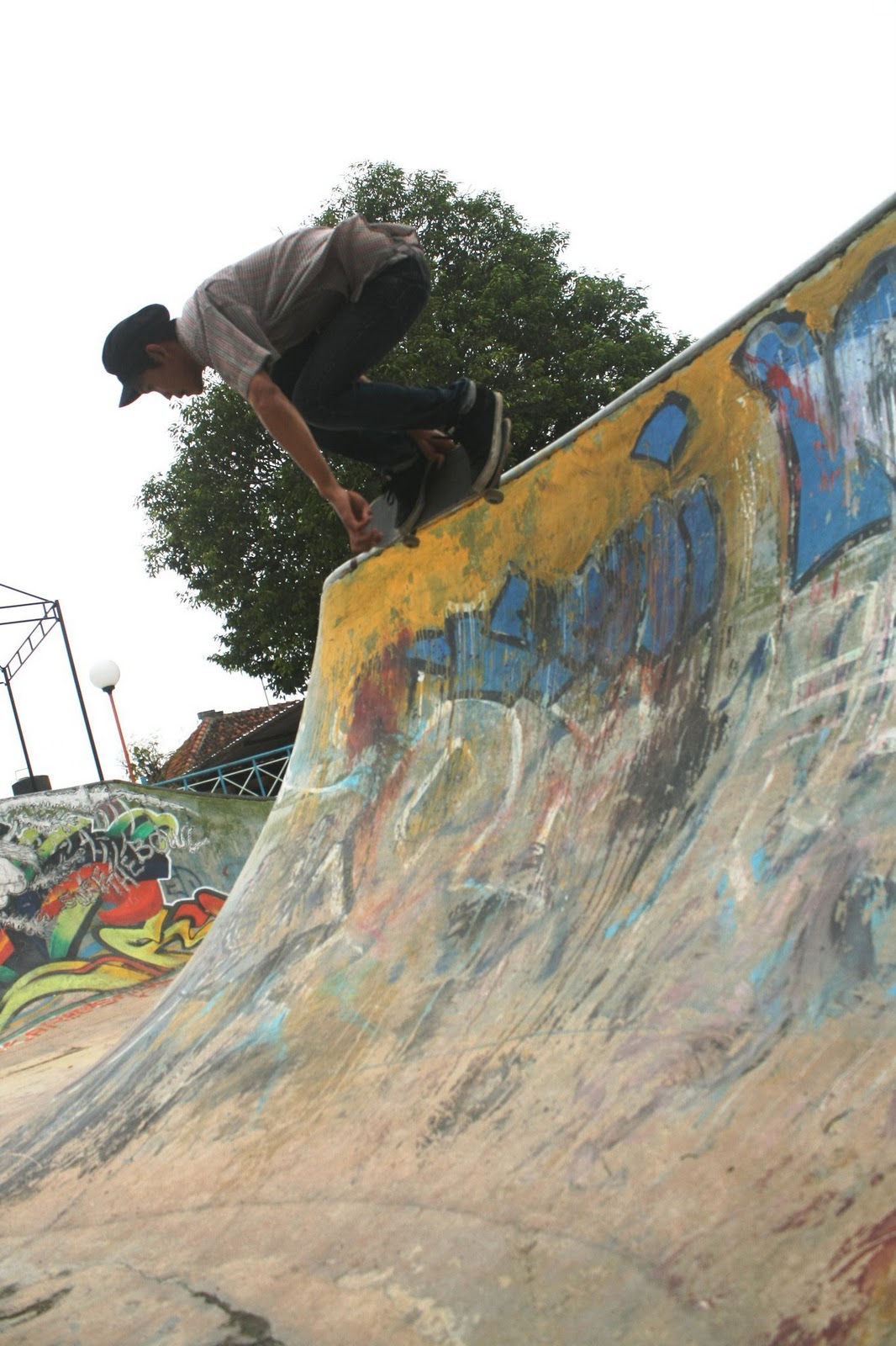 INVERT SKATEBOARD: Latest Rider